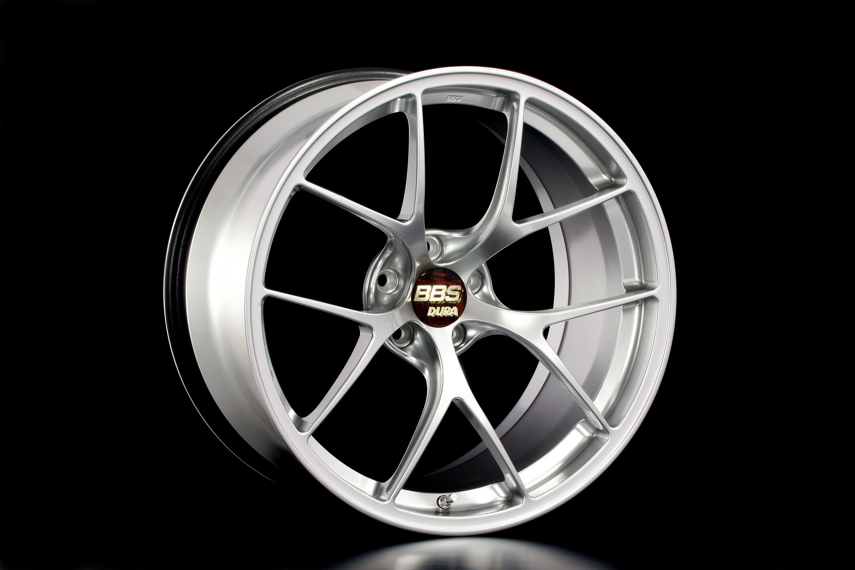 M2専用 BBS RI-D - 東京店石塚ブログ！BMW専門店Studie（スタディ）では、BMW全てのシリーズのカスタマイズ、ドレスアップ、車検、点検、オイル交換、タイヤ交換、BMWに関わる ...